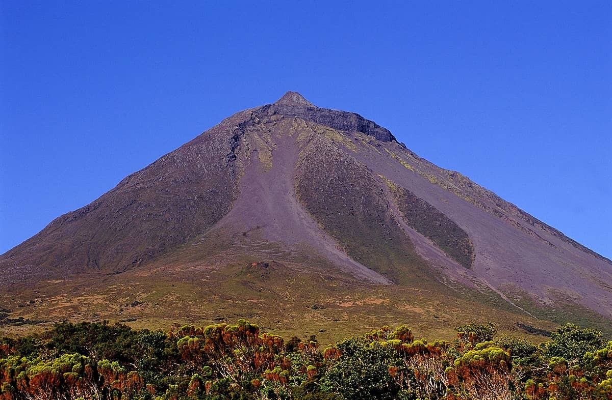 Pico - iGoAzores | São Miguel Tours