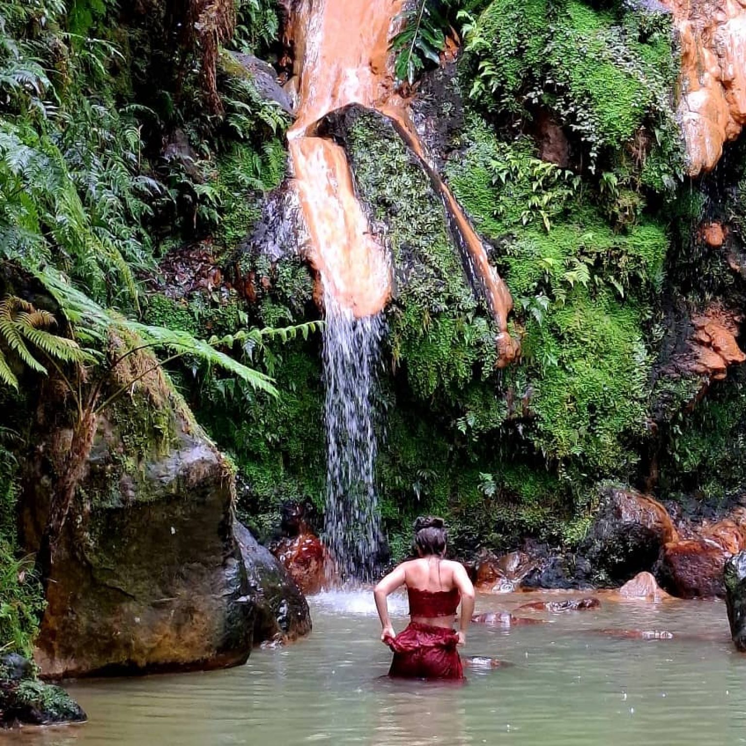 Caldeira Velha Natural Monument - Thing To Do